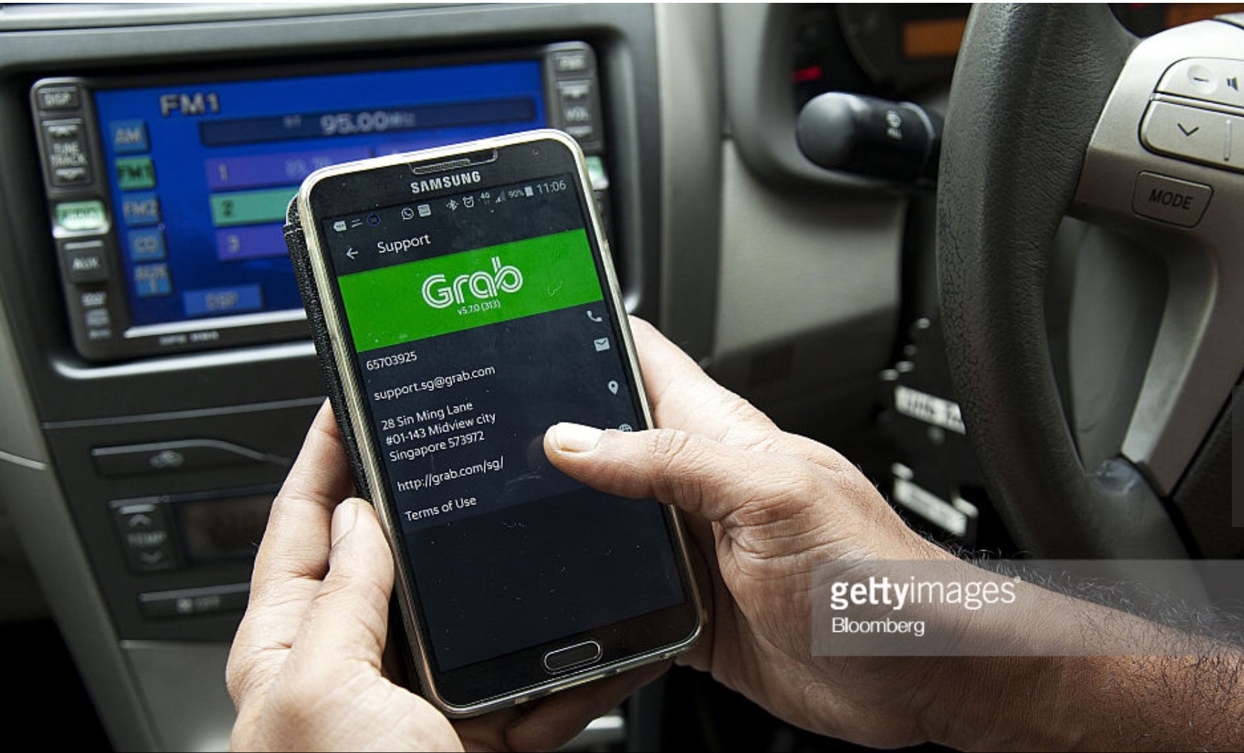 Philippines: Grab Passenger Grabs Grab Driver | The Adobo Chronicles