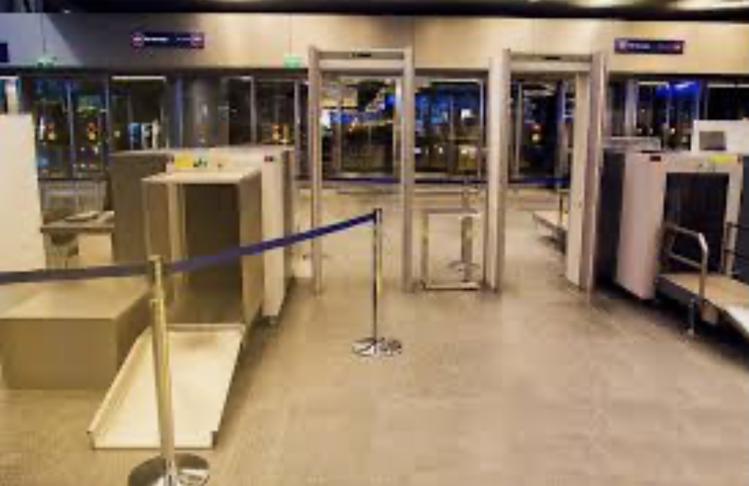 NAIA X-Ray Machines The Only Kind In The World! | The Adobo Chronicles